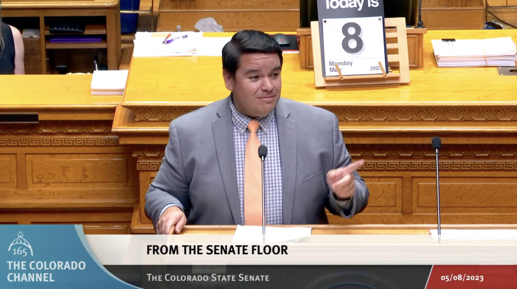 Senate majority leader resigning, setting off tussle to replace him ...