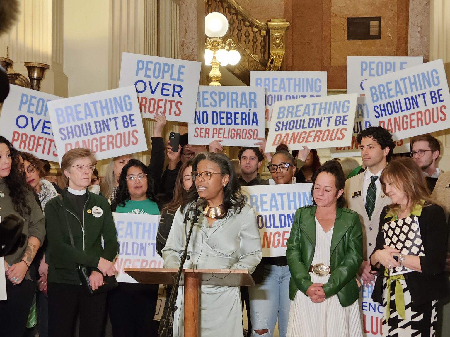 Dems unveil "system-changer" bills to limit oil and gas drilling, new ...