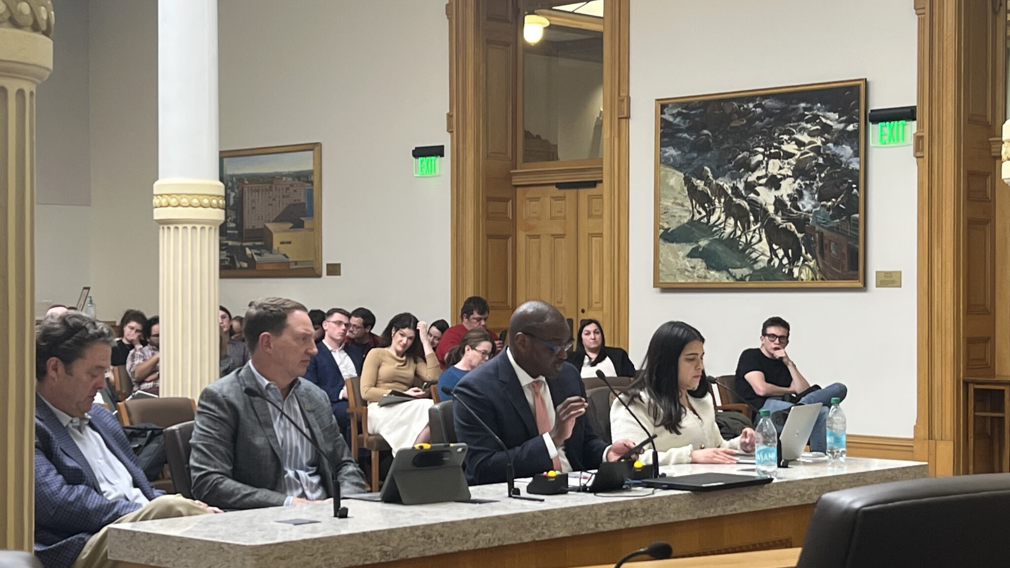 Here we go again: Committee OKs Labor Peace Act change quickly in ...