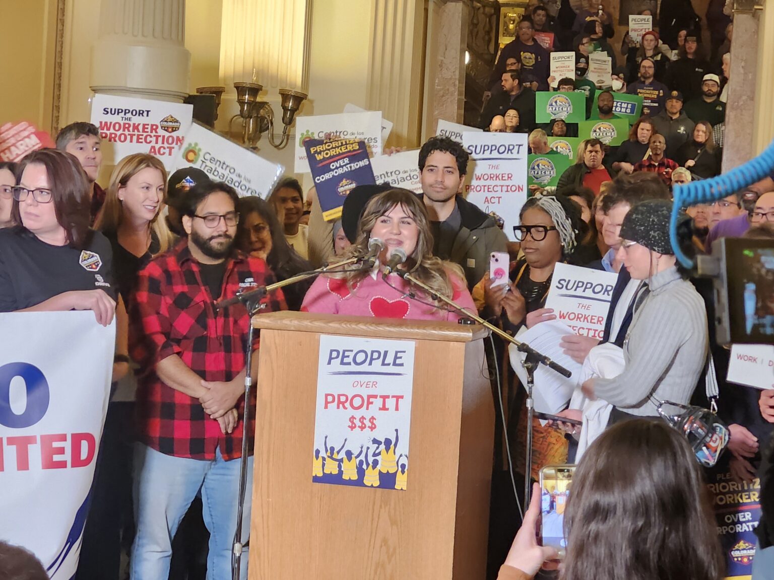 Here we go again: Committee OKs Labor Peace Act change quickly in ...